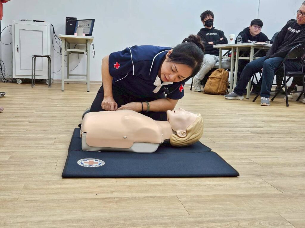 初級救護技術員 EMT1 – 社團法人臺中市紅十字會
